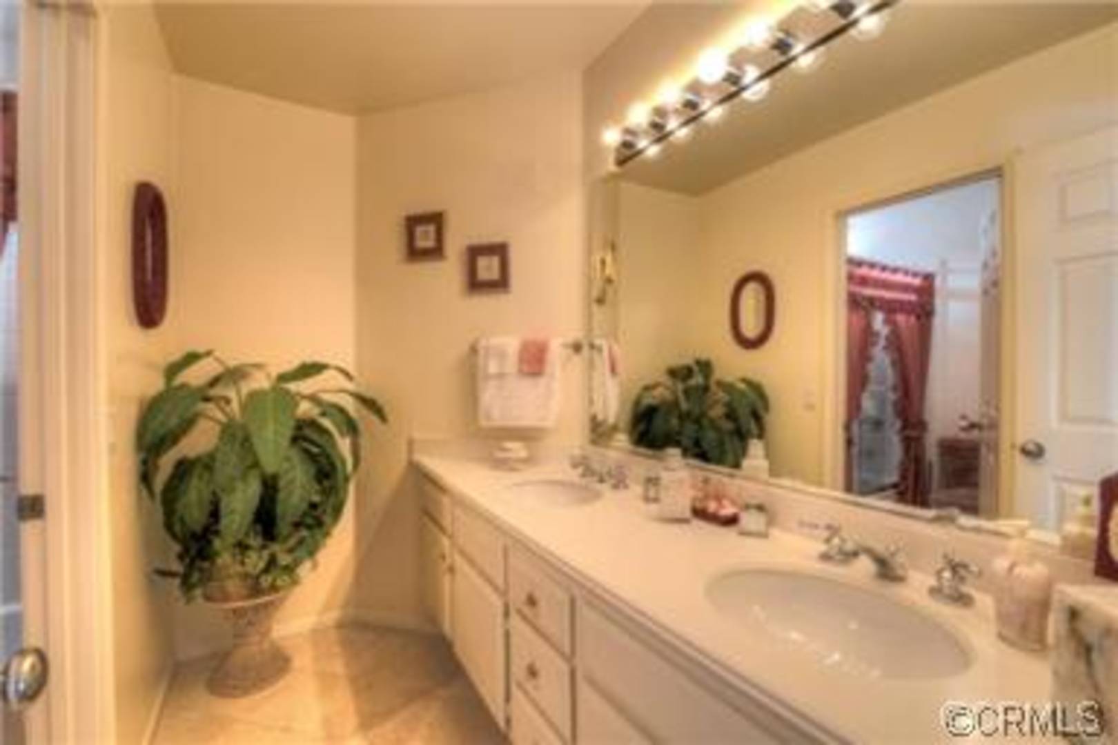 Brivity - 44 Monte Vista Laguna Hills, CA 92653 - Virtual Tour