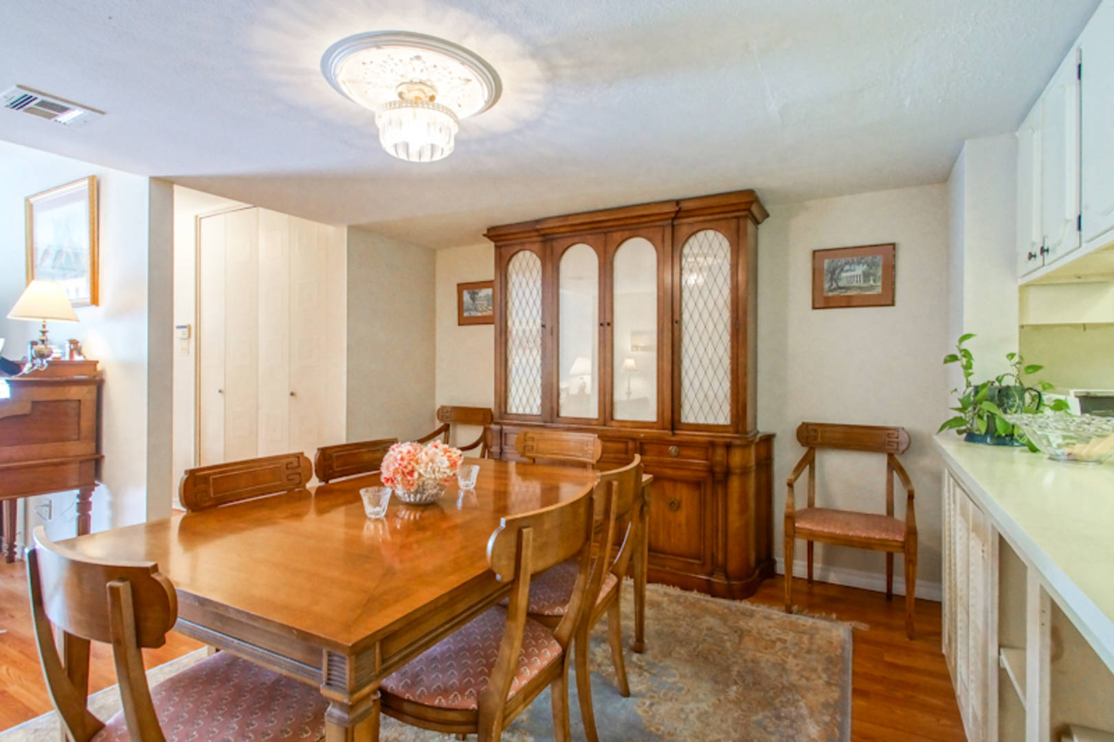 Brivity - 887 MARTIN BEHRMAN Metairie, LA 70005 - Virtual Tour