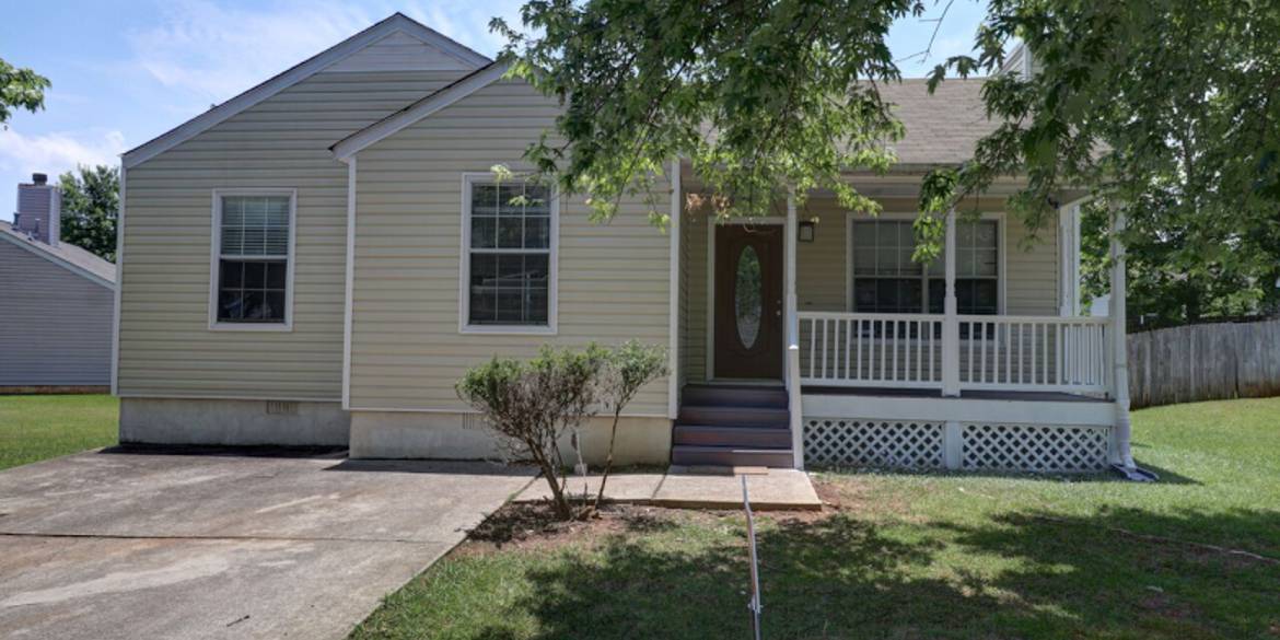 Brivity - 58 Hampton Oaks Dr Hampton, GA - 30228