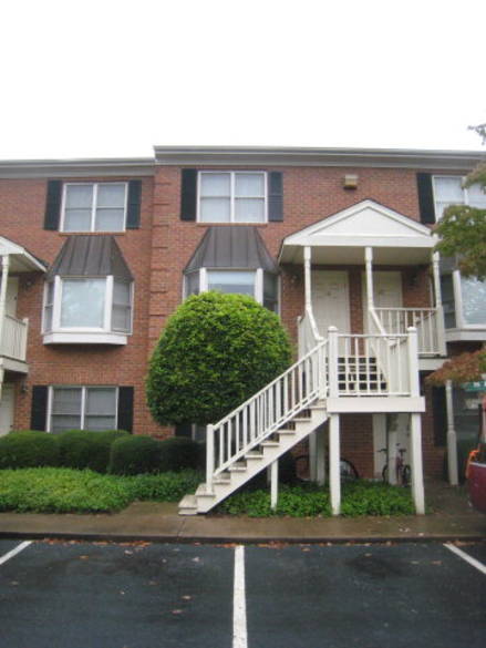 Brivity - 550 Dearing Street #4 Athens, GA - 30606