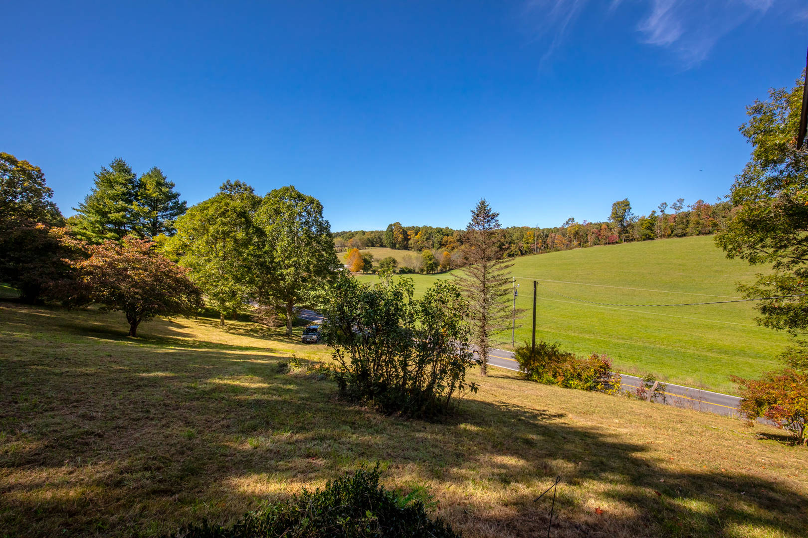 Brivity - 9868 W Blue Grass Trail Bland, VA 24315 - Virtual Tour