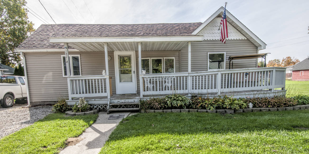 Brivity - 28214 Waltz Rd Huron Twp, MI - 48164