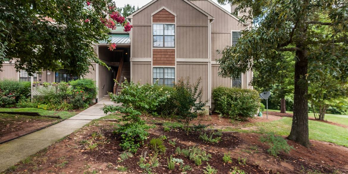 Brivity - 3803 Chimney Ridge Place #102 Durham, NC - 27713