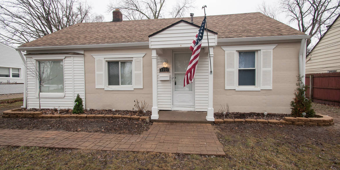 Brivity - 4354 Bayliss Warren, MI - 48091