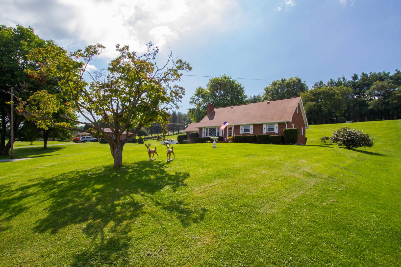 Brivity - 5286 Lee Hwy Atkins, VA 24311 - Virtual Tour