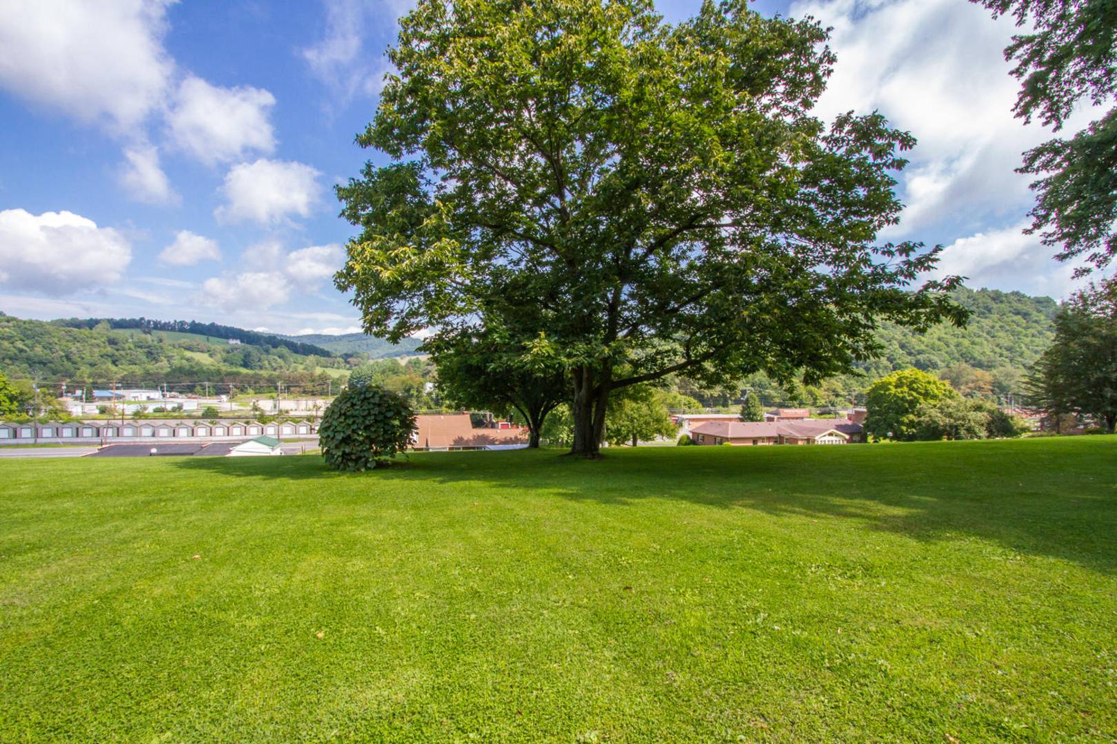 Brivity - 5286 Lee Hwy Atkins, VA 24311 - Virtual Tour