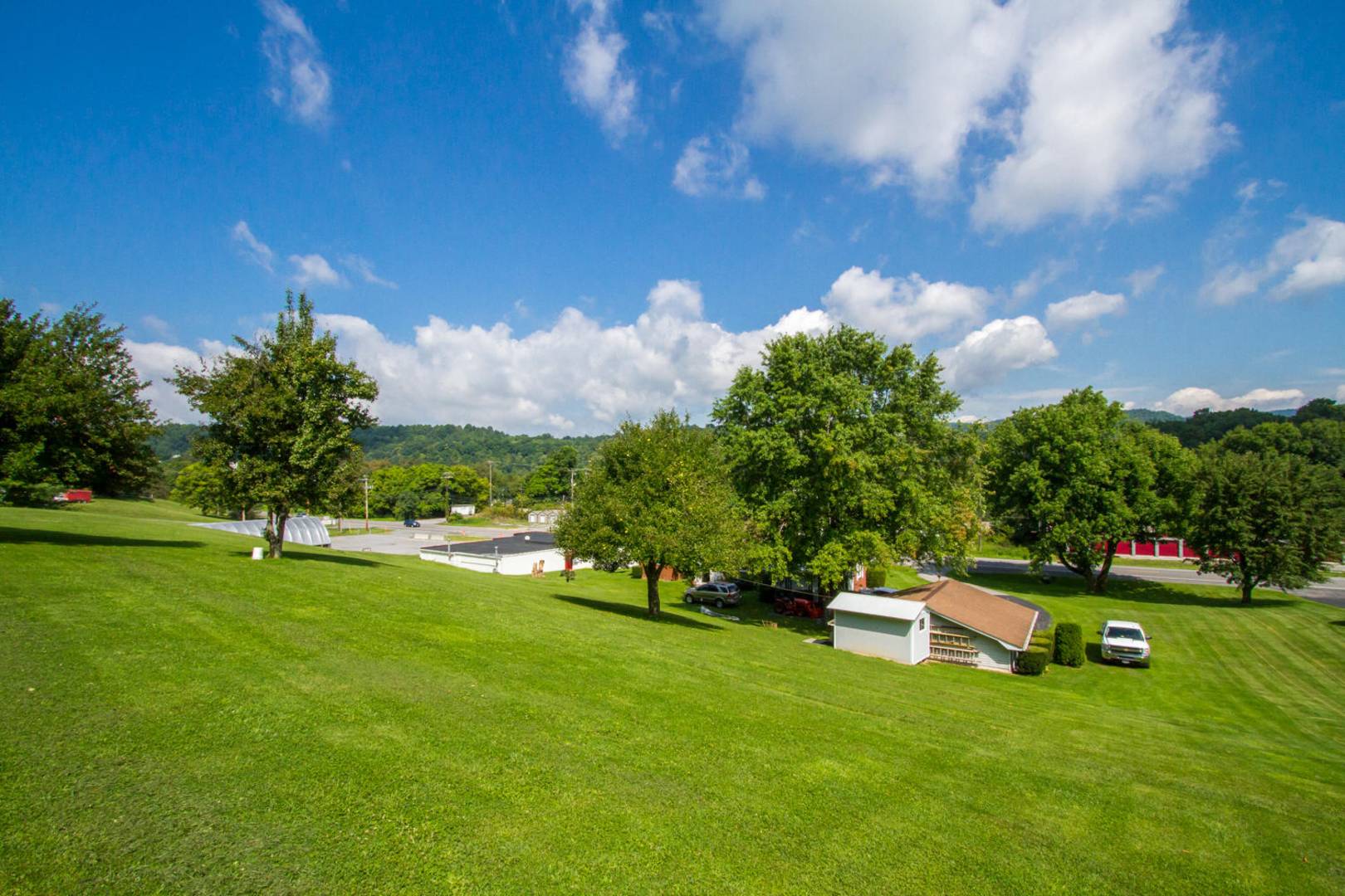 Brivity - 5286 Lee Hwy Atkins, VA 24311 - Virtual Tour