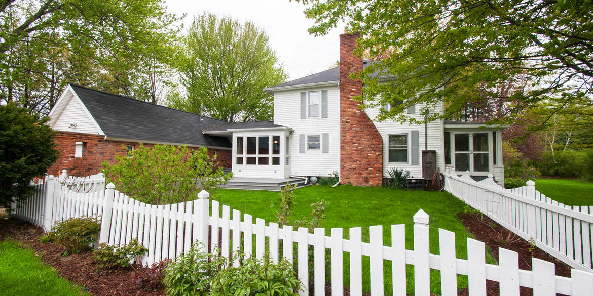 Brivity - 9770 N Rushton Green Oak Twp, MI - 48178