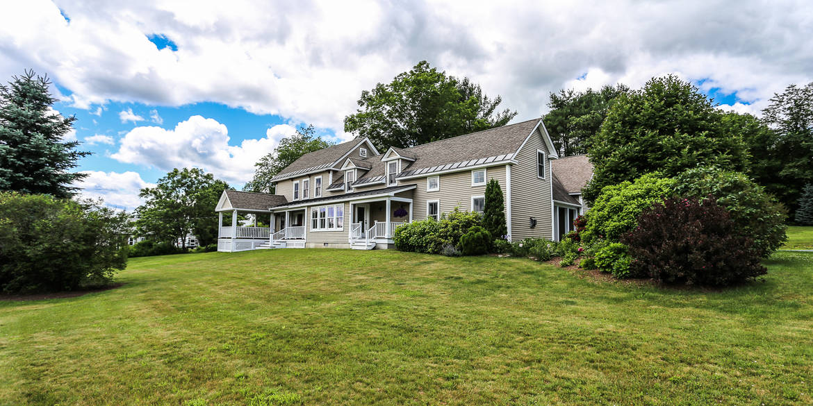 Brivity - 14 Thompson Point Lane Andover, NH - 03216