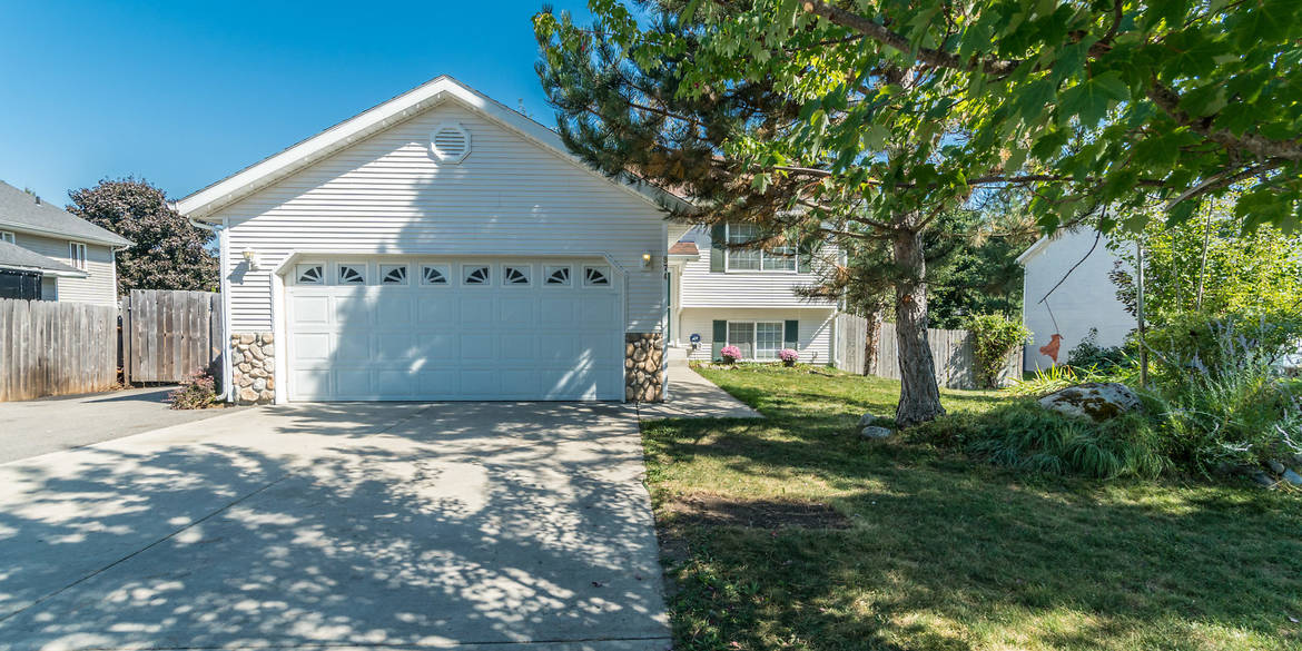Brivity - 974 E Dempsey Drive Hayden, ID - 83835