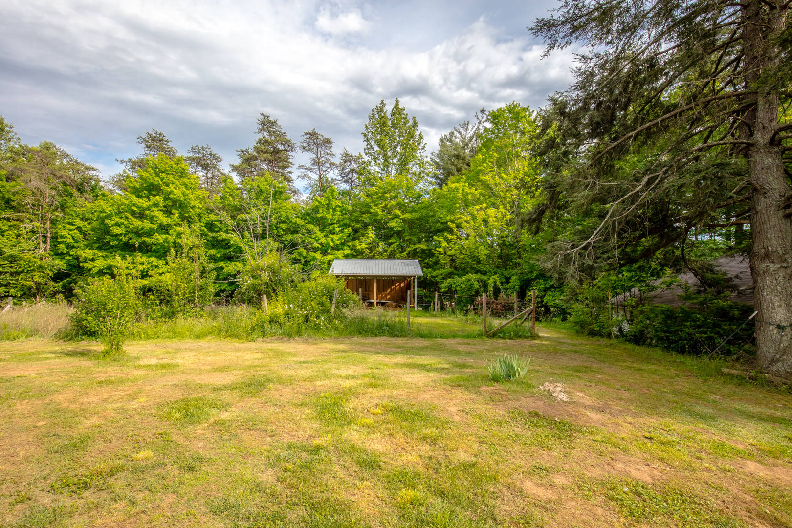 Brivity - 8854 Woolwine Hwy Woolwine, VA 24185 - Virtual Tour