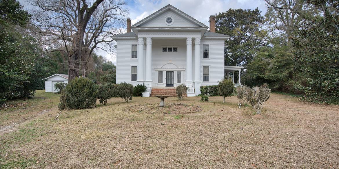 Brivity - 7850 Lebaron Ave Citronelle, AL - 36522