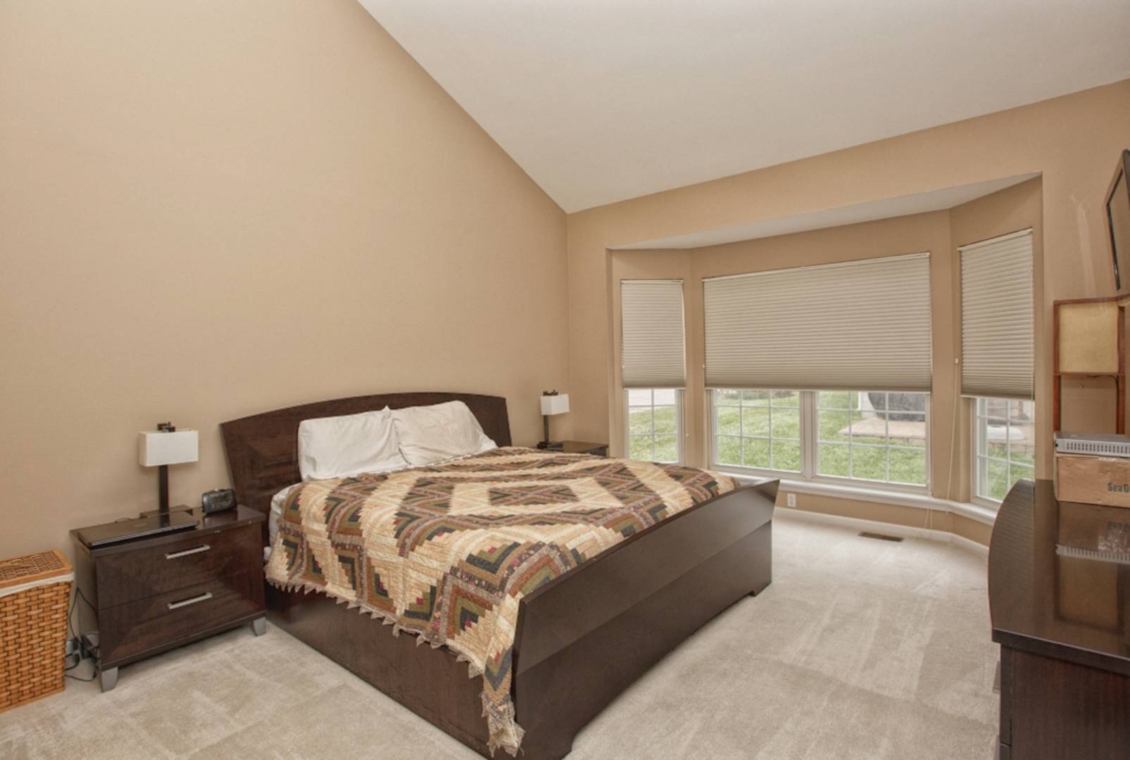 Brivity - 1100 Cambridge Cove Chesterfield, MO 63017 - Virtual Tour