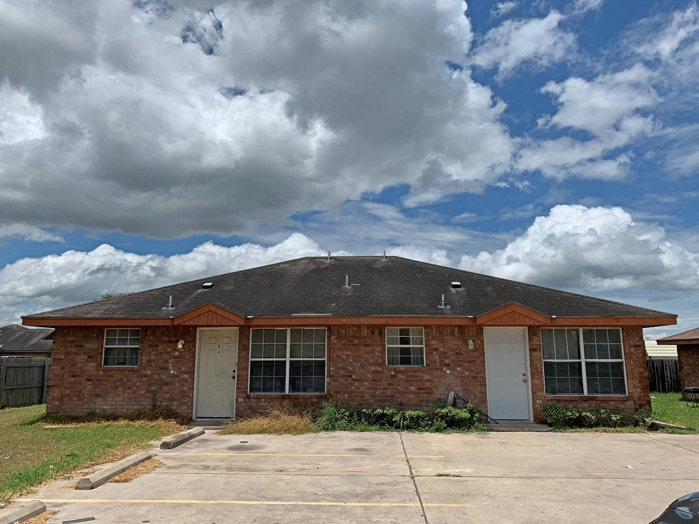 Brivity - 904 W. Ciro Caceres Elsa, TX 78543 - Virtual Tour