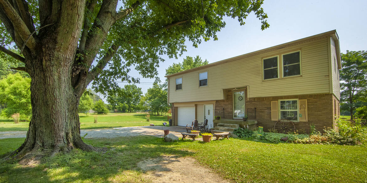 Brivity - 1723 Mockingbird Lane Anderson, IN - 46013