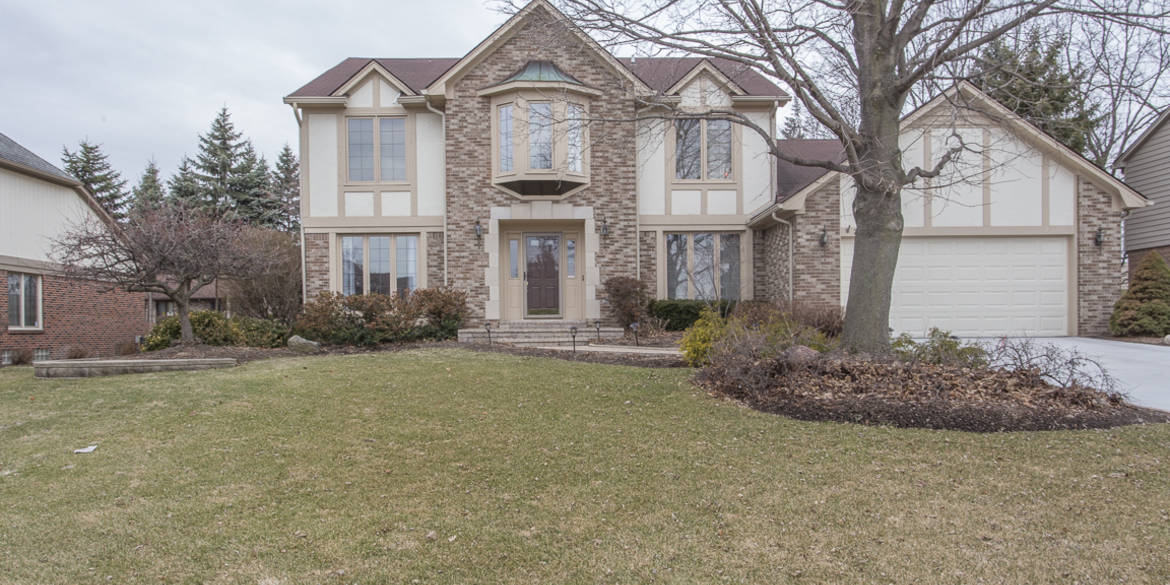 Brivity - Fox Creek 22893 Farmington, MI - 48335