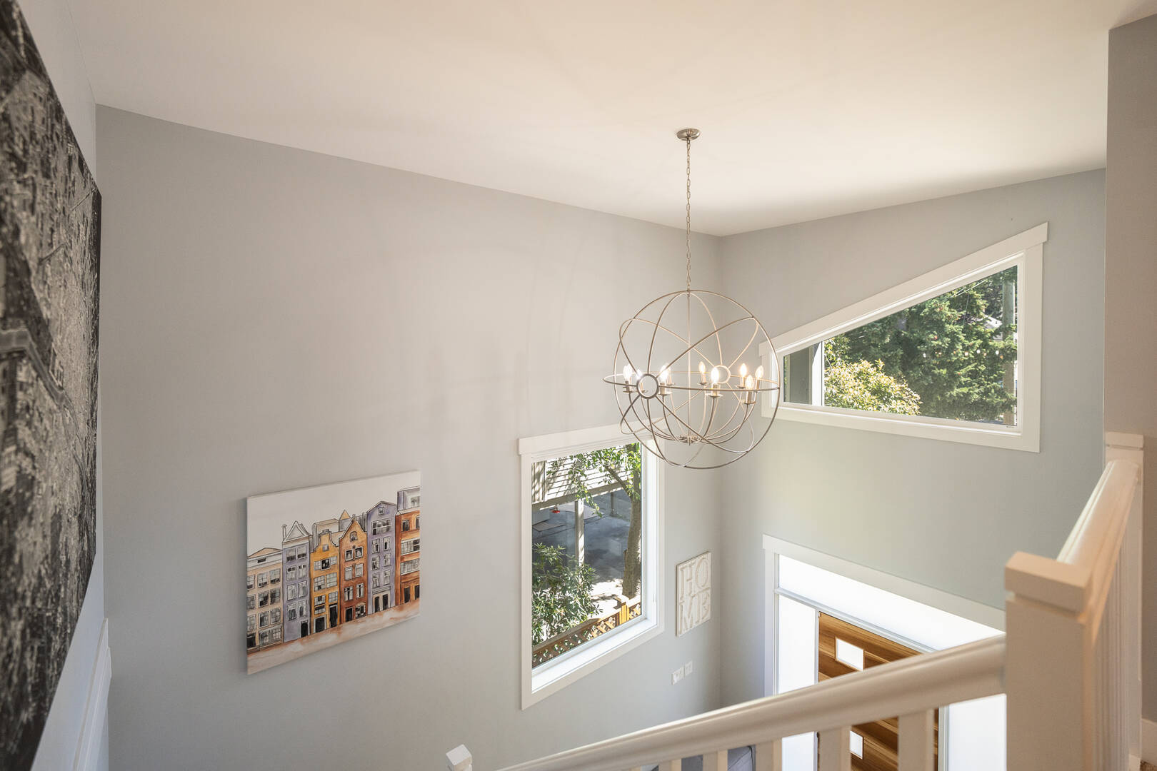 Brivity - 1712 Haultain St Victoria, BC V8R2L2 - Virtual Tour