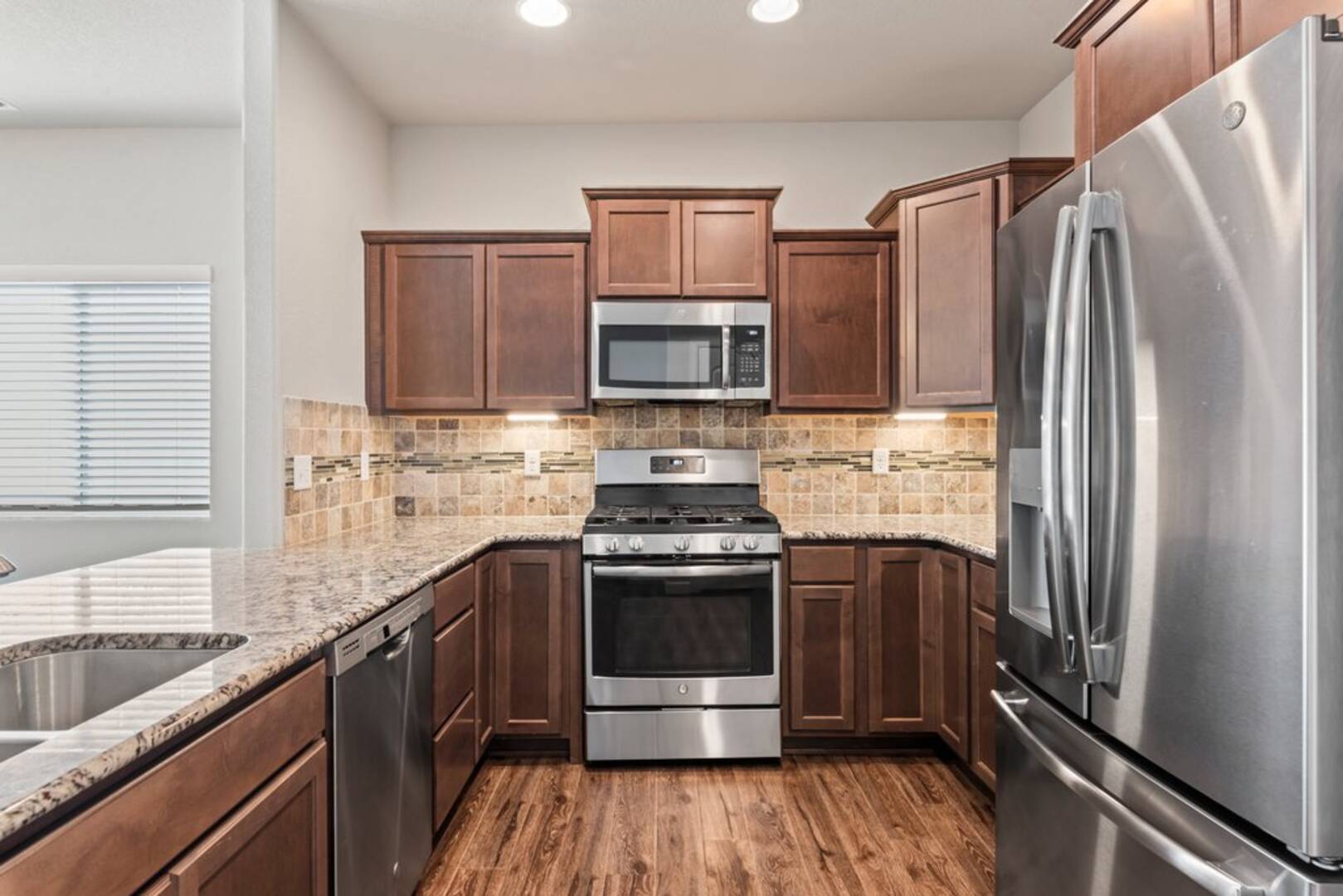 Brivity - 2130 Birmingham Loop Colorado Springs, CO 80910 - Virtual Tour