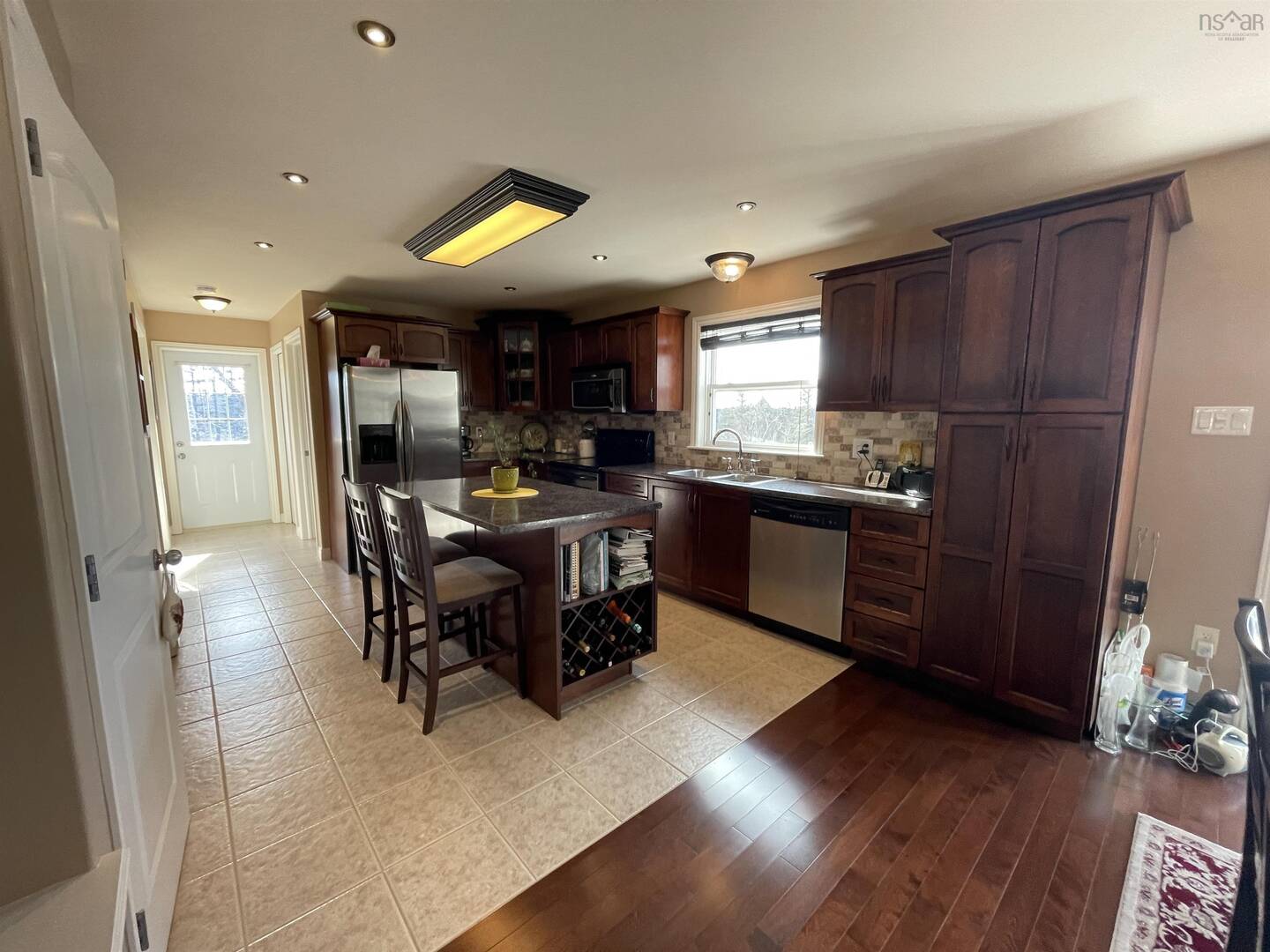 Brivity - 190 Granite Cove Dr Hubley, NS B3Z4N9 - Virtual Tour