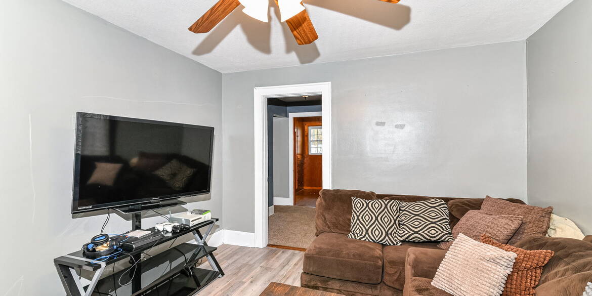 Brivity - 22 East 11th Street Lapel, IN - 46051