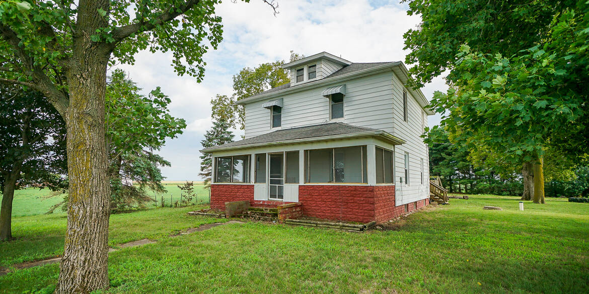 Brivity - 29985 CR 2300 N Forest City, IL - 61532