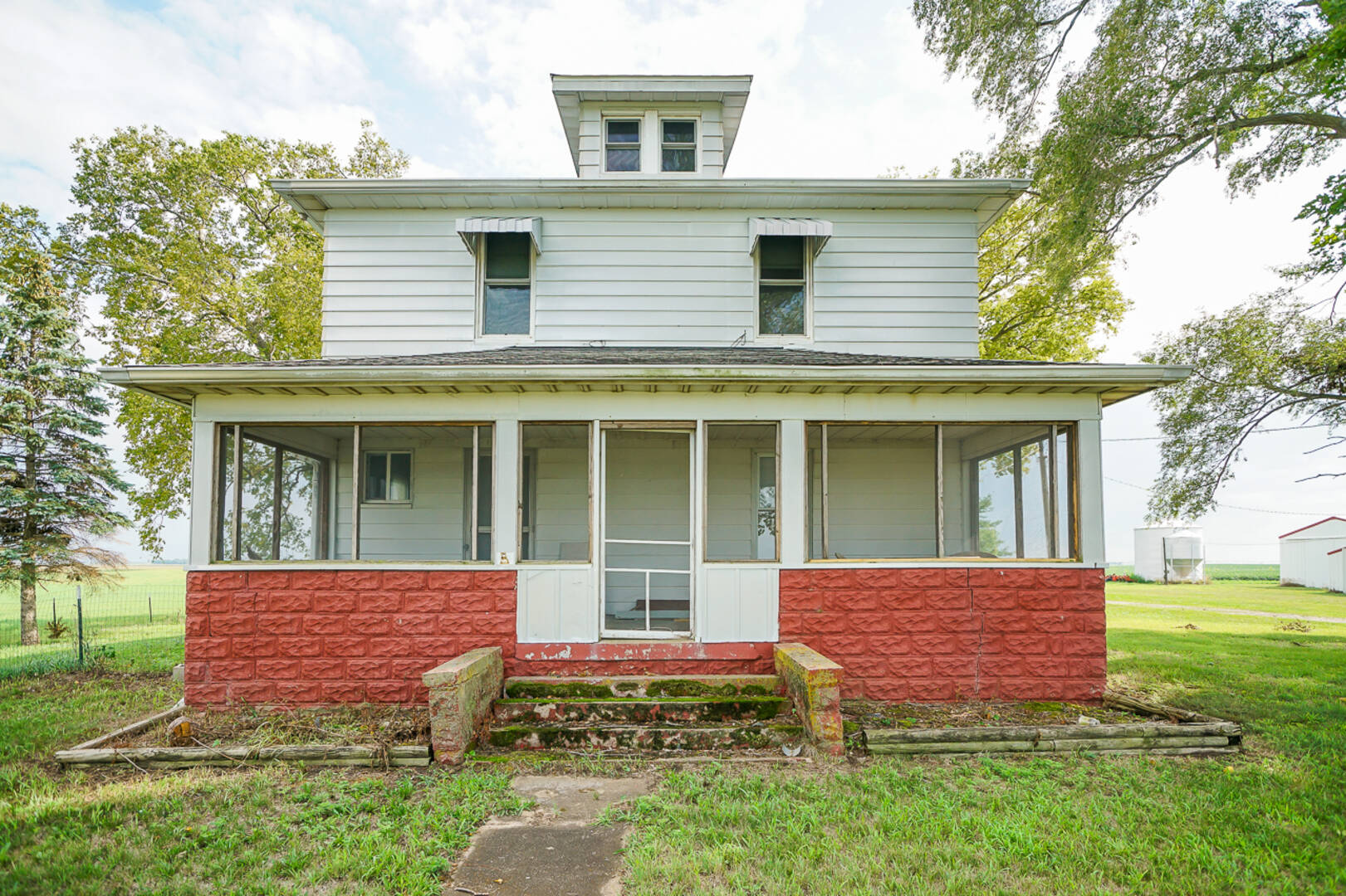 Brivity - 29985 CR 2300 N Forest City, IL 61532 - Virtual Tour