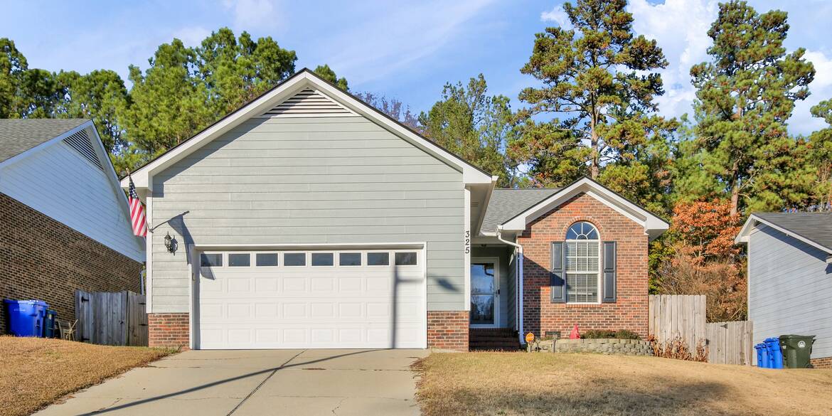 Brivity - 325 Abbottswood Dr Fayetteville, NC - 28301