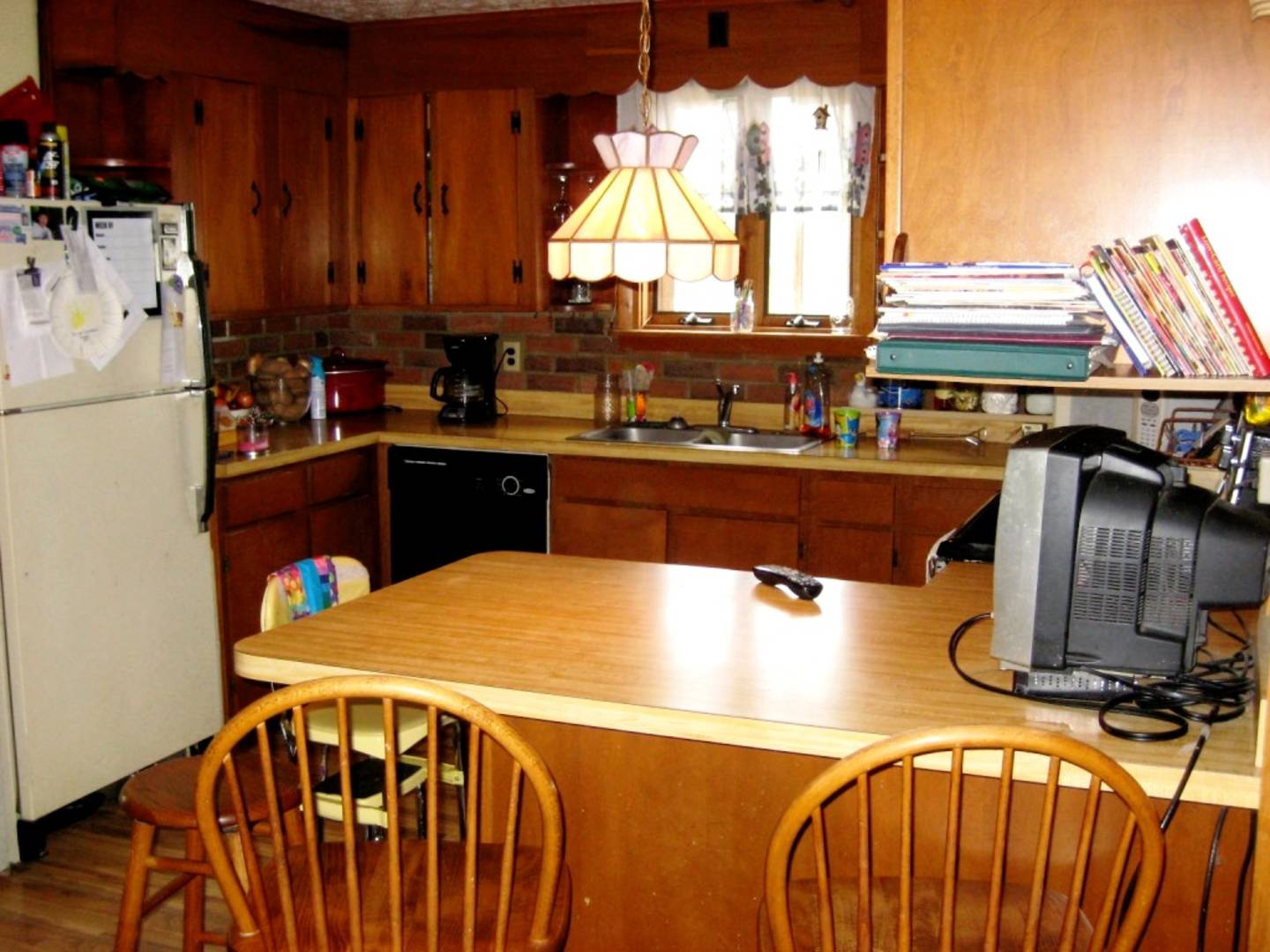 Brivity - 18407 Marks Road Strongsville, OH 44149 - Virtual Tour