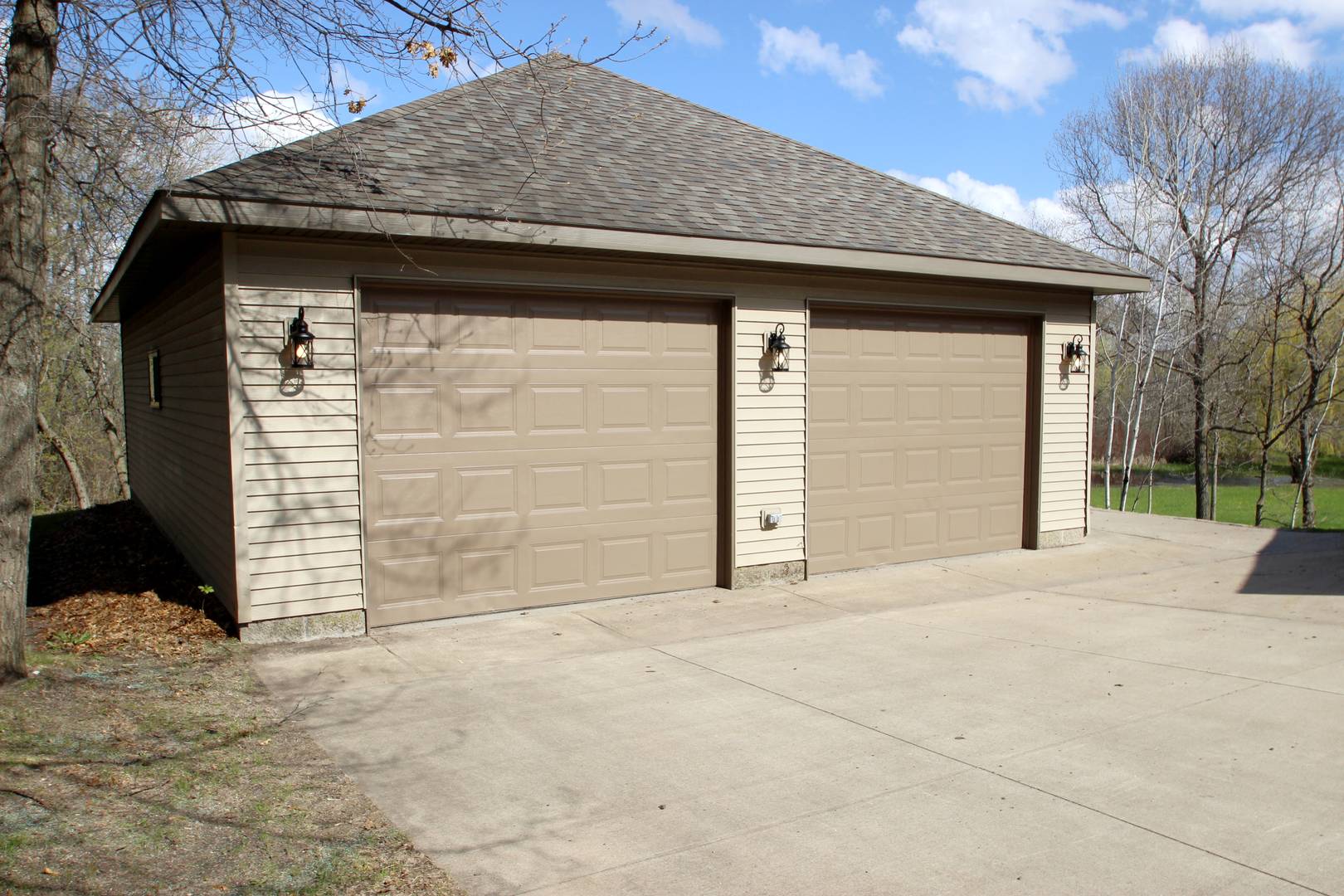 Brivity - 13032 Autumn Ridge Becker, MN 55308 - Virtual Tour