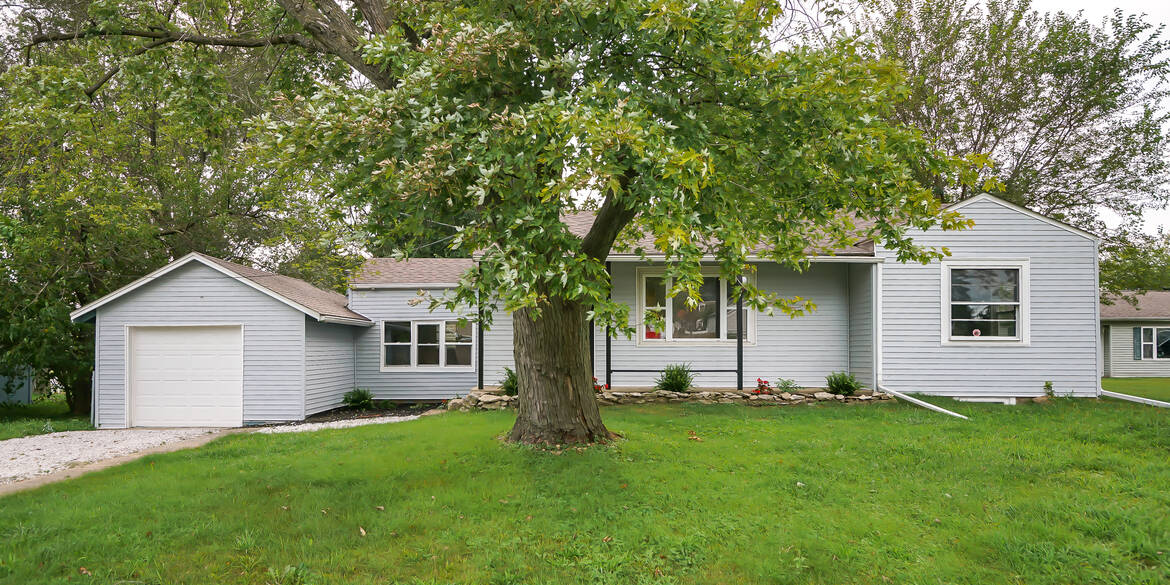 Brivity - 111 Albert Street Washington, Illinois - 61571