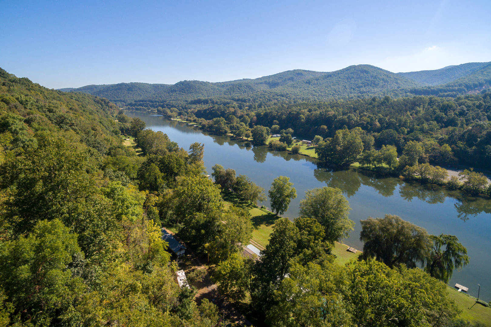 Brivity - 4674 Clarks Ferry Rd Draper, VA 24324 - Virtual Tour