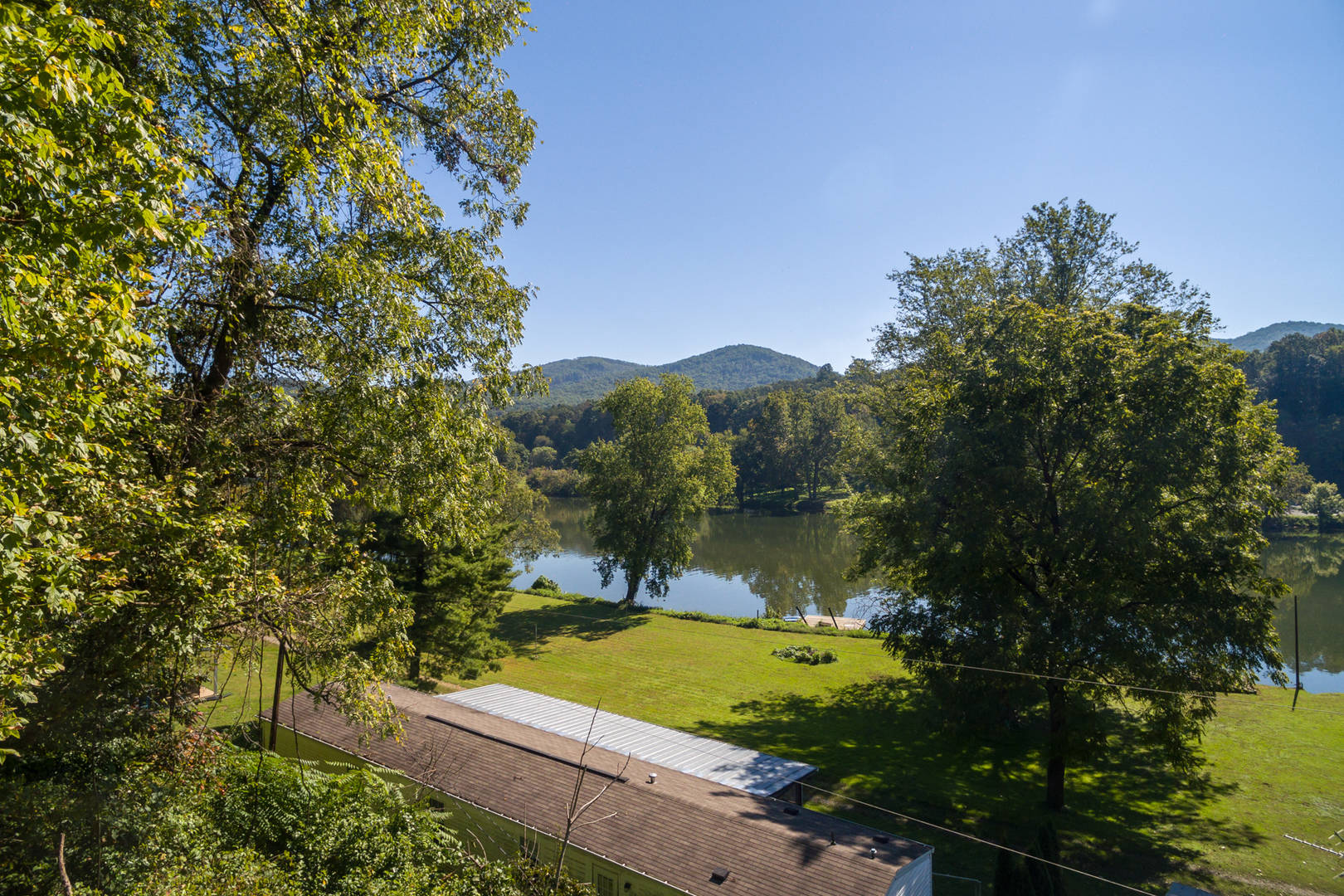 Brivity - 4674 Clarks Ferry Rd Draper, VA 24324 - Virtual Tour