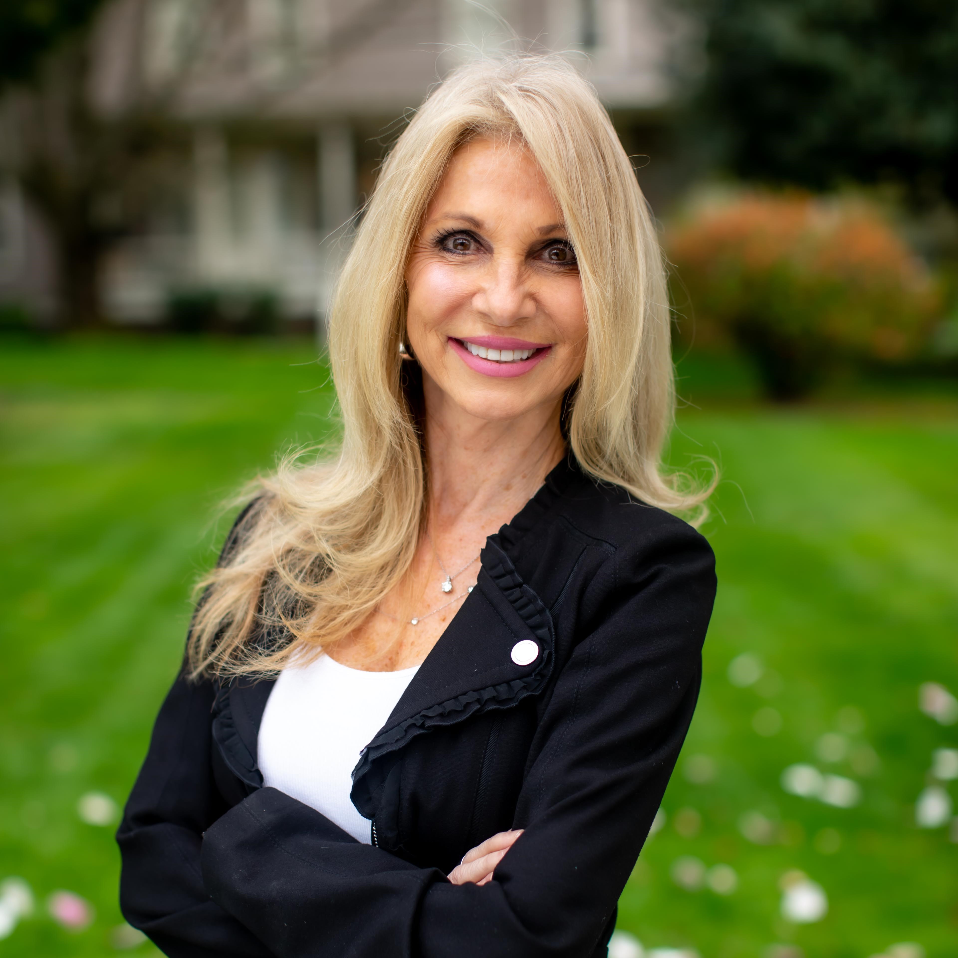 Asivido Team | Keller Williams Premier Partners | PLACE | Lisa Peterson ...